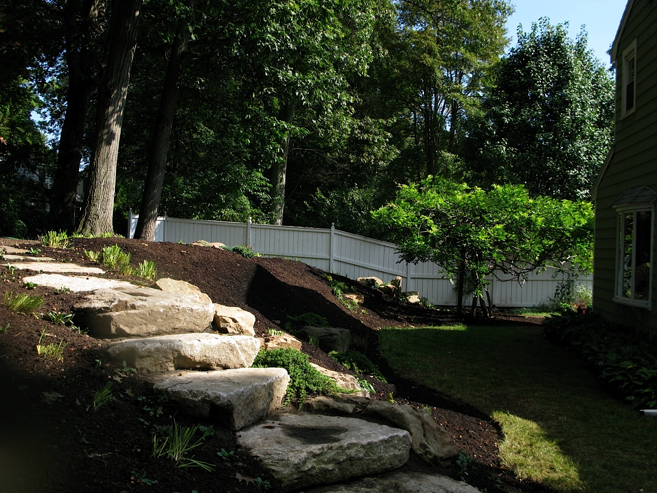 A Steep Slope Transformed | Sally Muspratt Landscape Design
